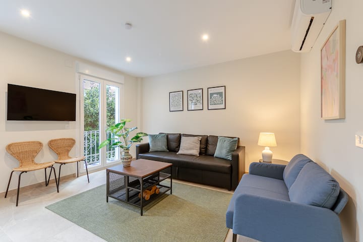 Duplex, Amplia Terraza En Triana - Siviglia