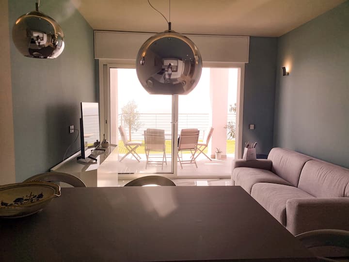 Luxury Seafront Escape With View - San Lorenzo al Mare