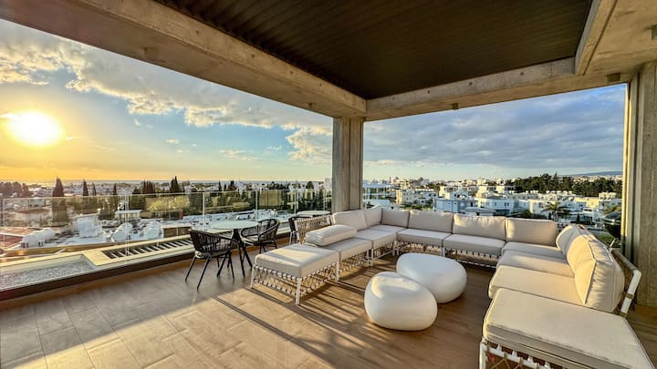 2 Bedroom Modern Apartment With City View - Paphos
