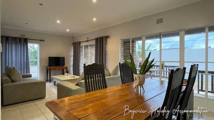 Bayview Holiday Accommodation - Mossel Bay