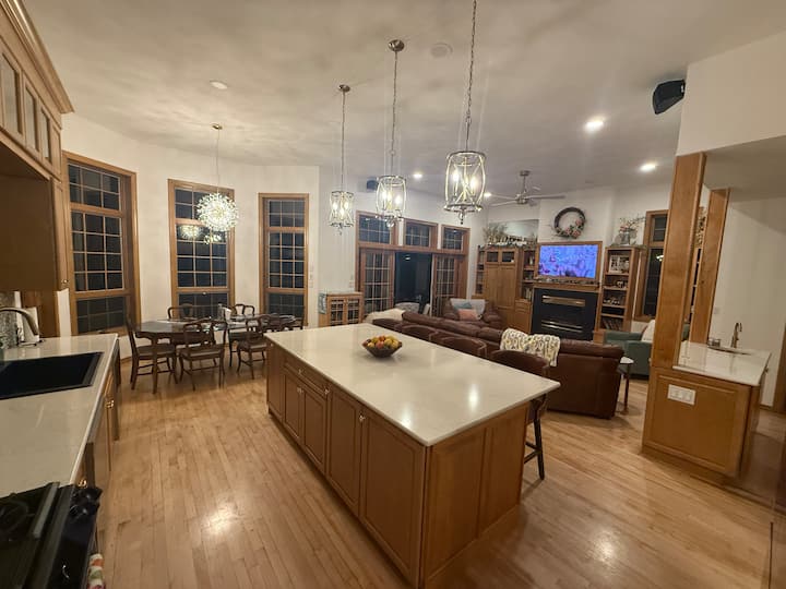 Spacious House In The Fox Valley - High Cliff State Park, Sherwood