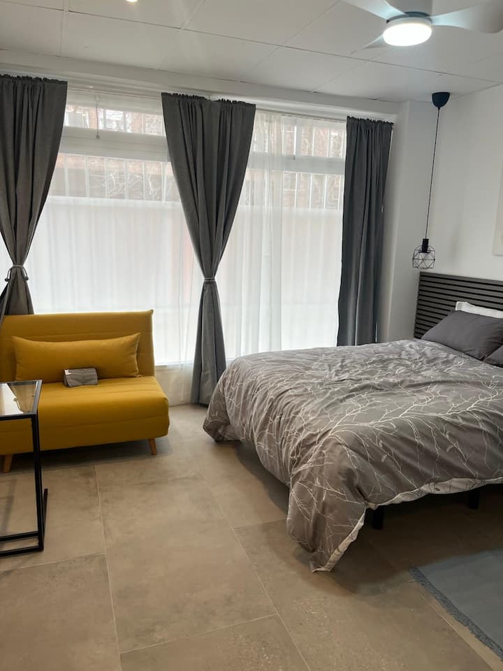 Garden Room 2 - Madrid