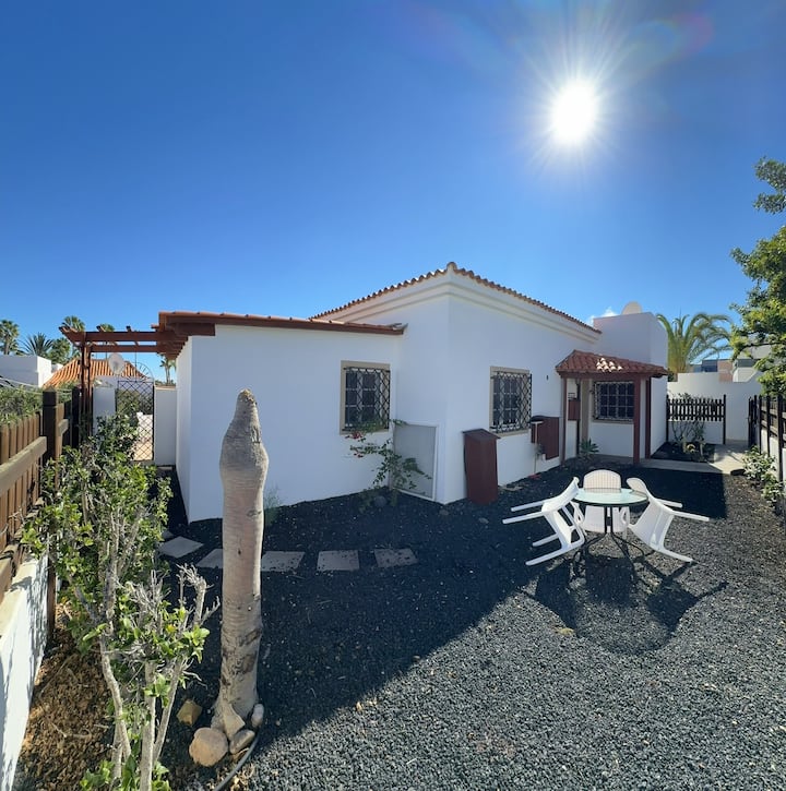Villa Brisa Del Mar; Stunning Seaview In Caleta - Antigua