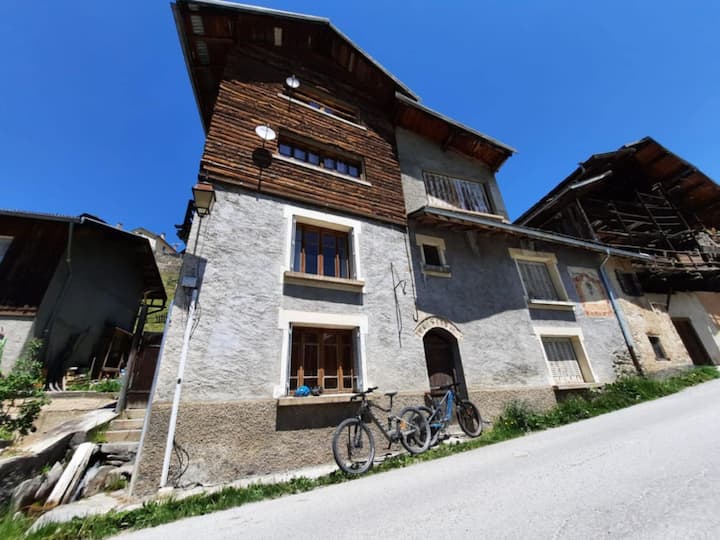 Chalet Le Jalabio - Pontechianale