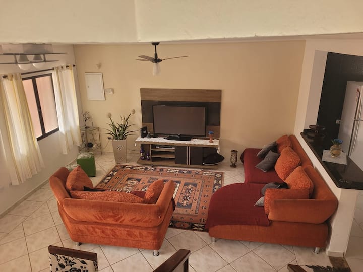 Casa Para Temporada Em Peruibe. - Peruíbe