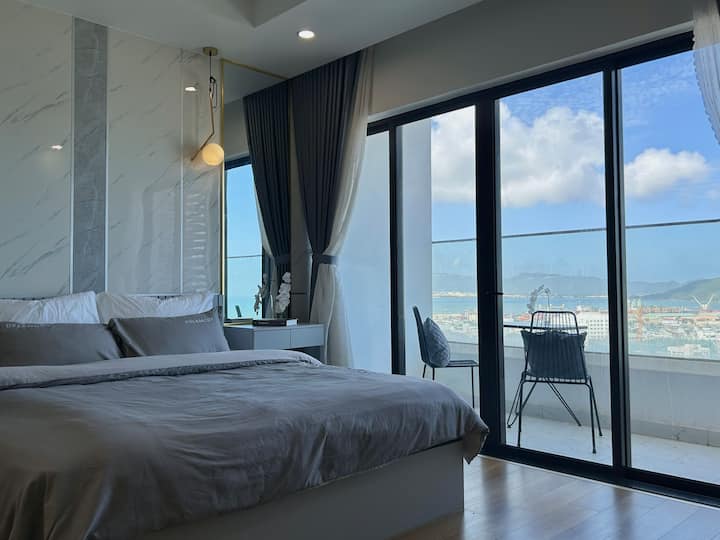 Amazing Seaview 2br, High Balcony, Downtown By Tye - Vietnam