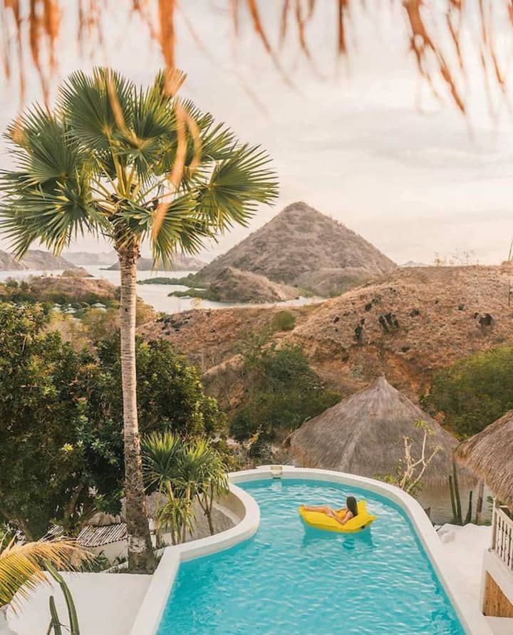 Waecicu Labuan Bajo 3 Room Only Romantic Pool - Labuan Bajo