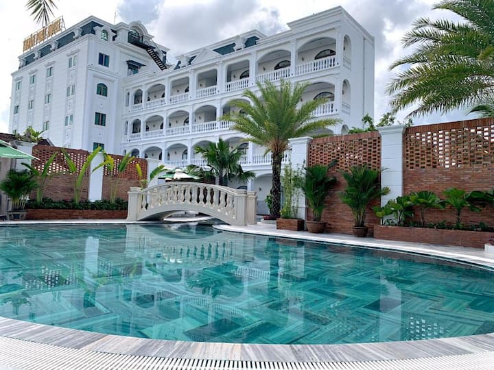 Deluxe Giường đôI Có Bồn Tắm  - Thuận Phát Hotel - Tra Vinh