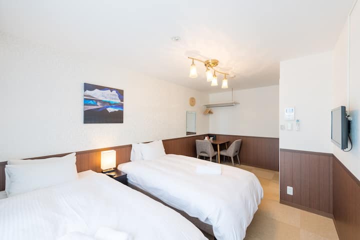 Comfort Twin Room 舒适双床房 - Kyoto