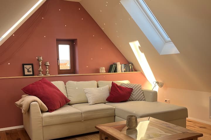 Vewa Loft - Ruhige, Helle Dachwohnung - Kirchberg an der Jagst