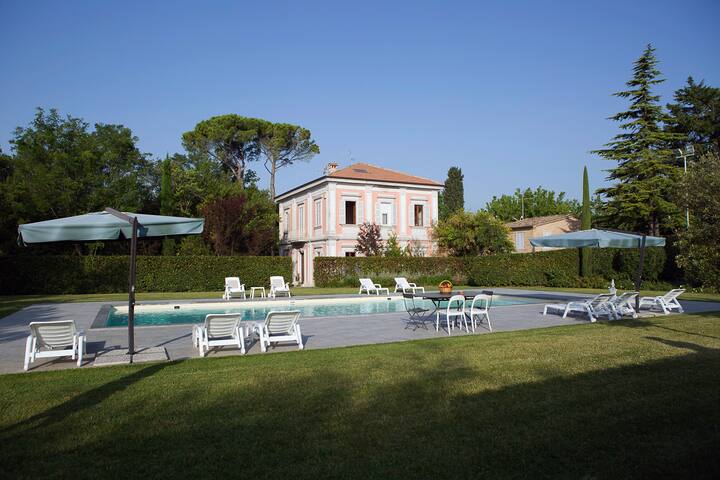 Borgo Sorbatti Country House - Marche