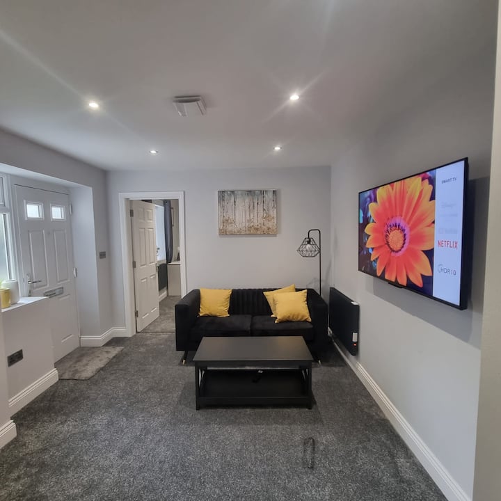 2bed Flat Ideal For All Occasion - Romford