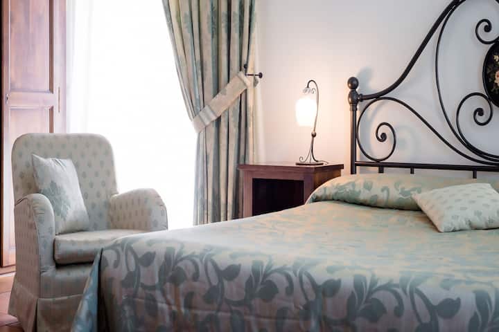 Superior Room In The Centre Of Massa Marittima - Massa Marittima