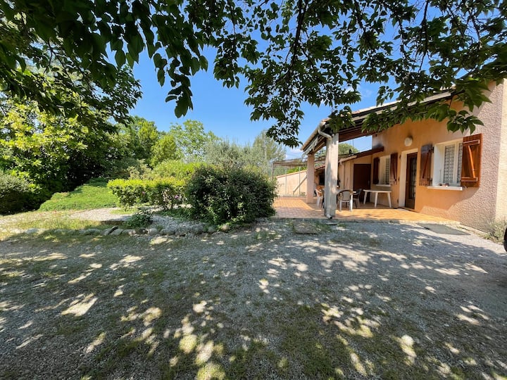 Villa Ardéchoise Avec Piscine - Ruoms