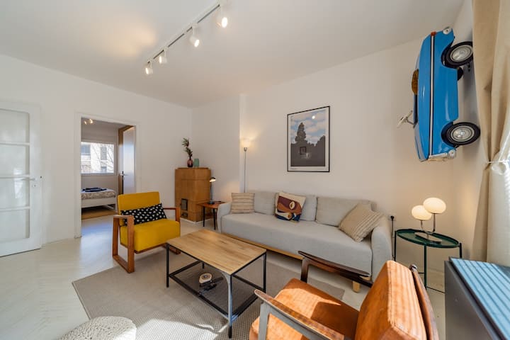 Bright*central Location*two Bedrooms Apartment - Belgrade