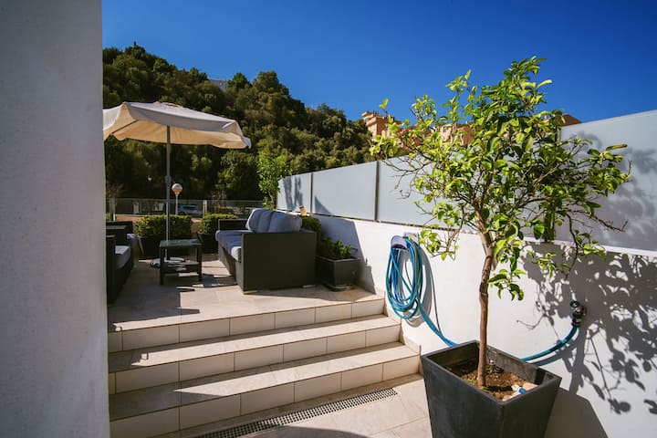 Modern Two-floor Apartment With Sauna - Fuengirola