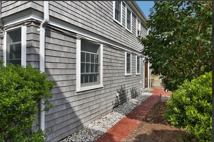 Center Of Town On Commercial Street! - Provincetown, MA