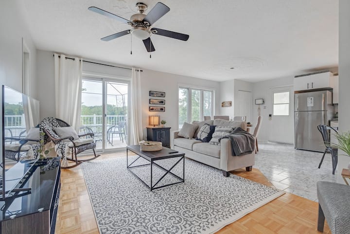 Stylish 2br By Ottawa River - Gatineau