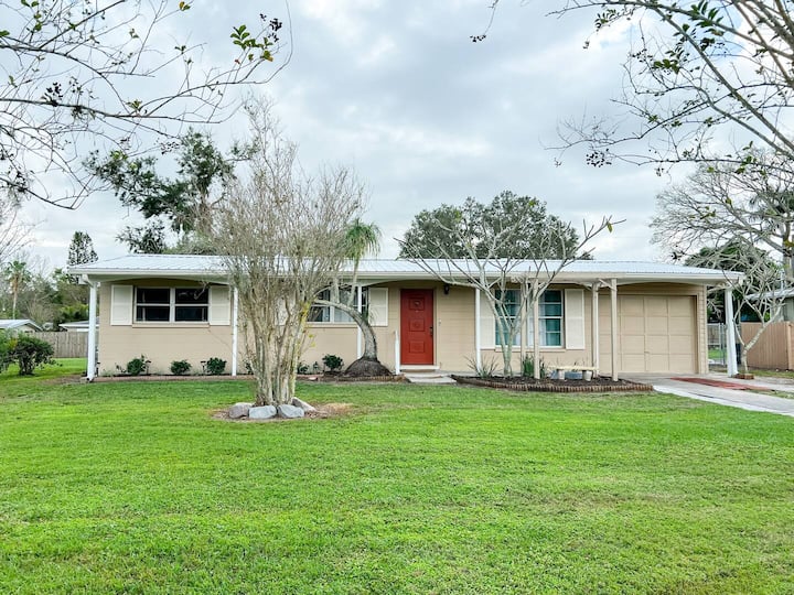 Blue Breeze Cottage 4b2b - Sarasota, FL