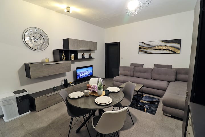 Family Seaside Hideaway | 2br • Walk To Sea - Malte