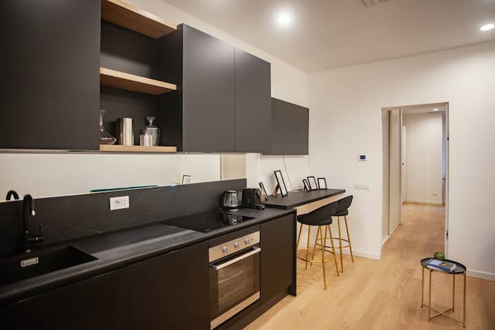 Bilocale Moderno Vicino Metro M2 Moscova & M5 - Milão