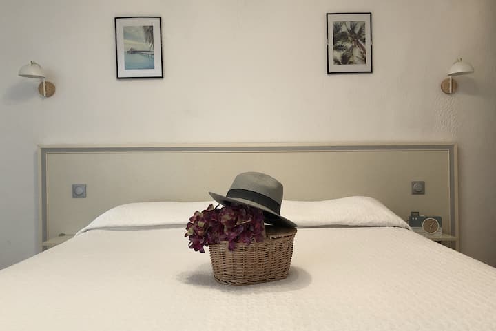 Double Supérieure à L'hôtel Le Flore - Fréjus