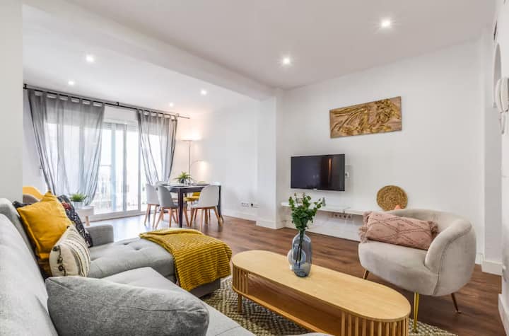 Apartamento Moderno Con Luz Y Encanto En Retiro - Leganés
