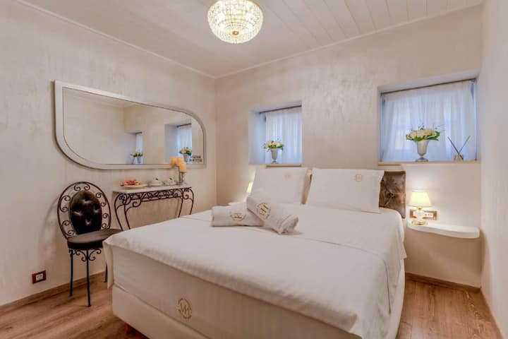 Petite In Madame Horetense Hotel - Chania