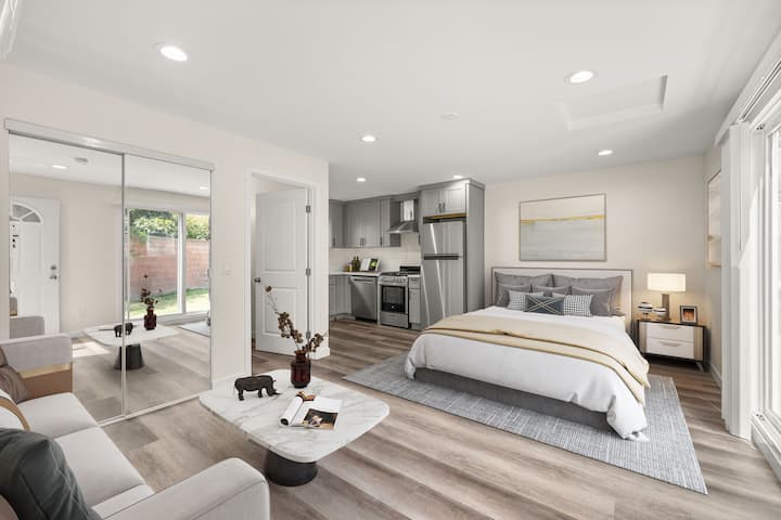 Charming, Cozy, New Build Studio With W/d In Unit - Seal Beach, CA