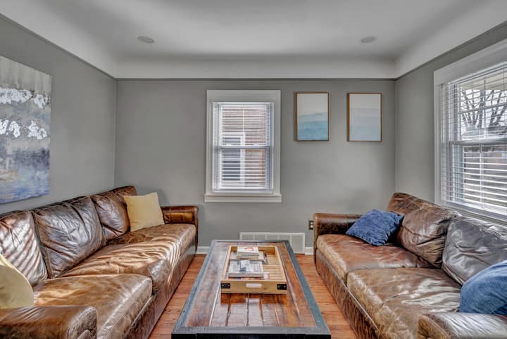 3br Pet Friendly W/fenced Yard - Birmingham, MI