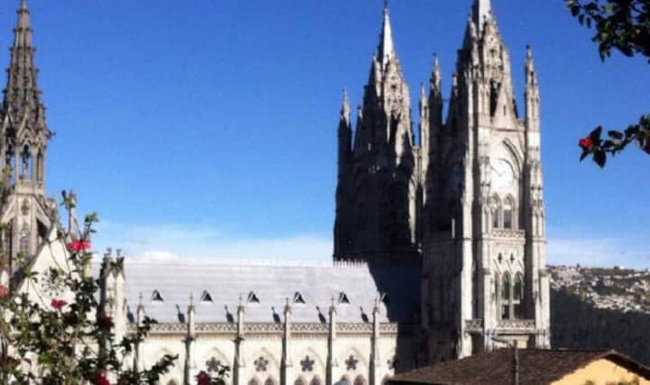 Quito , Hospedaje Cultural - Quito