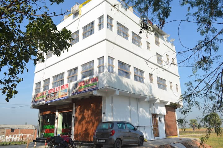 Hotel A.v Priya Suite By Grb - Rajgir