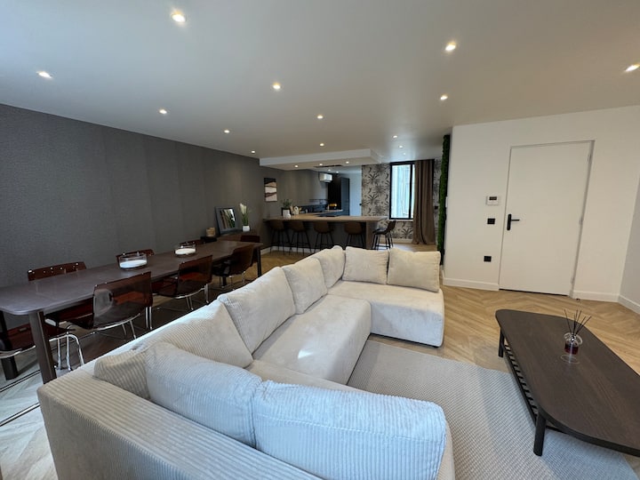 Maison Cosy Pour 14 Personnes - Reims