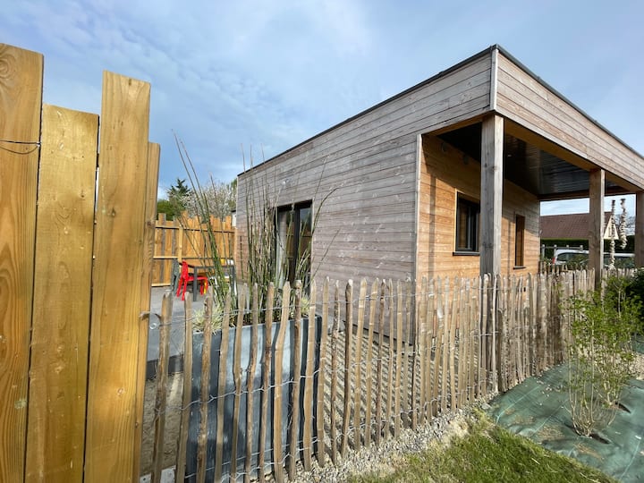 Maison/terrasse/vélos/brasero, Baie Mont St Michel - Avranches