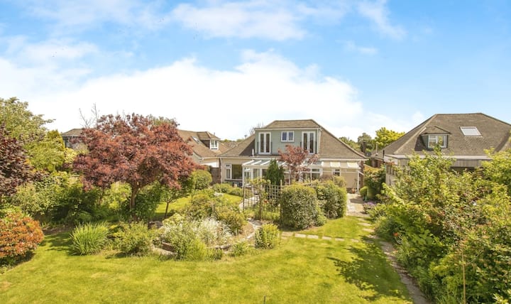 Large Garden Access/2 Bed/ff Flat/large Driveway - Bournemouth