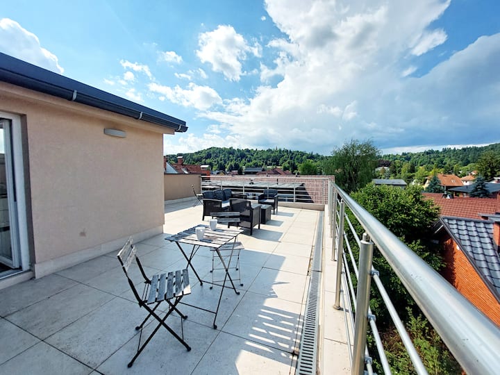 Verde - Duplex Apartment With Terrace - Liubliana
