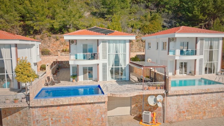 Вилла в горах с видом на Аланию - Alanya