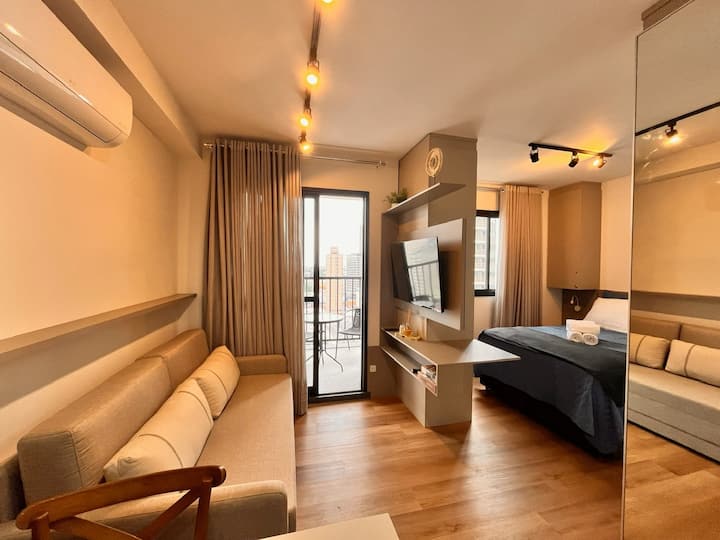 Studio Sofisticado 4p, Centro • Sacada C/ Vista - Curitiba