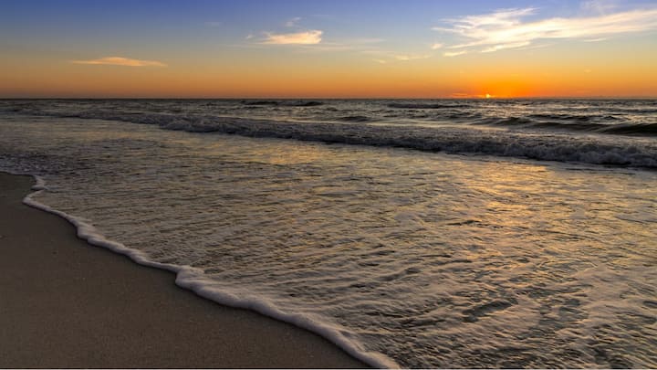 Two Br Mvc Crystal Shores Poolside 2/7-14 - Marco Island, FL