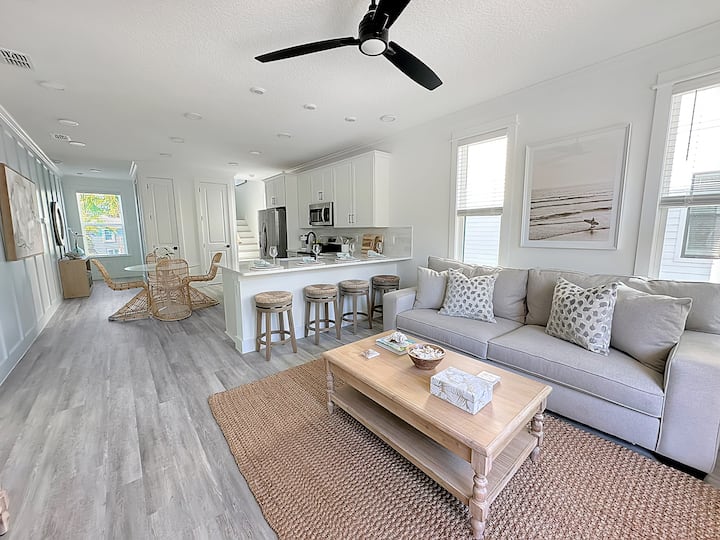 New Luxury Beach Home -
Walkable Location! - Ponte Vedra Beach, FL