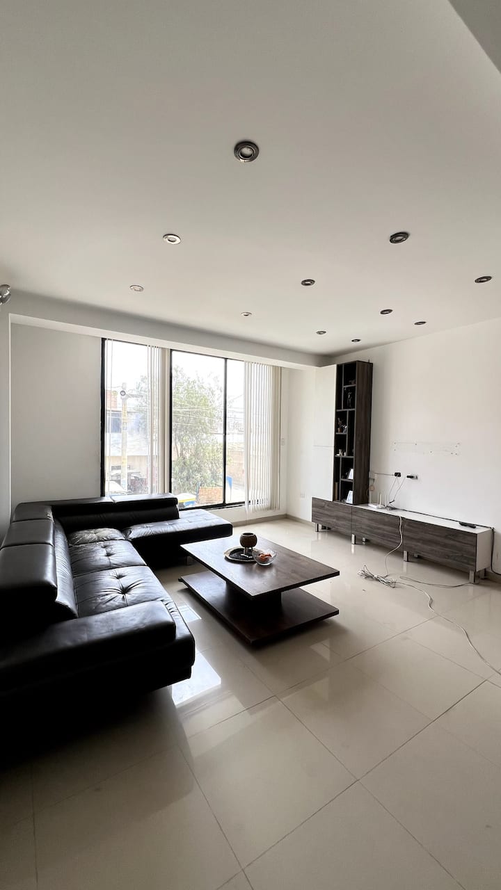 Departamento Seminuevo - Laredo