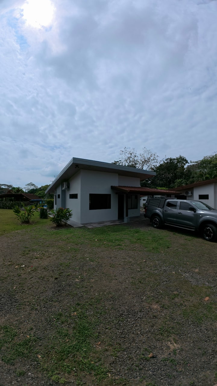 Casa Luna · Large Pool · 5 Min From Downtown - La Fortuna (Costa Rica)