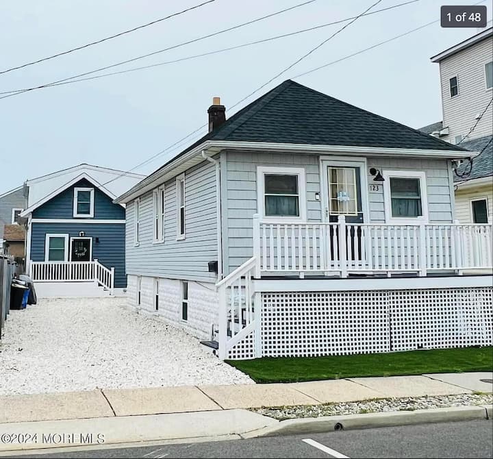 Cozy Beach Paradise - Toms River, NJ