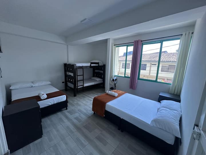 Hotel Puerto Dulce - La Virginia - La Virginia