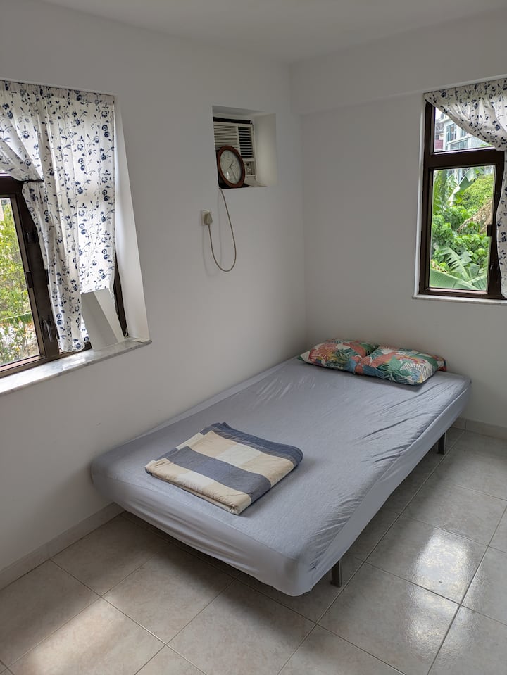 Room In Cosy Apartment On Lamma - Discovery Bay