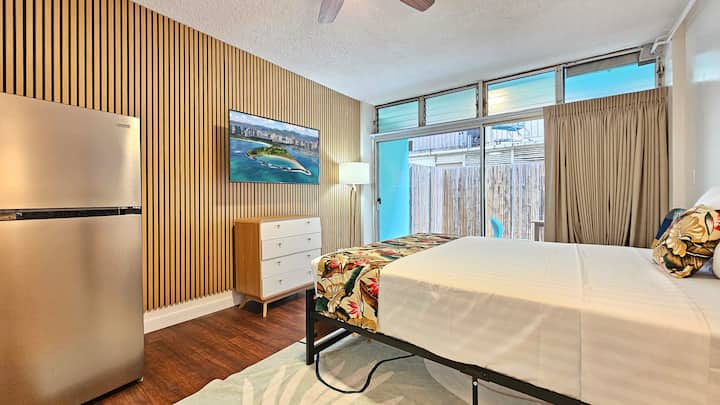 432 102 New Hybrid Honolulu Studio-28+ Night Stays - Honolulu
