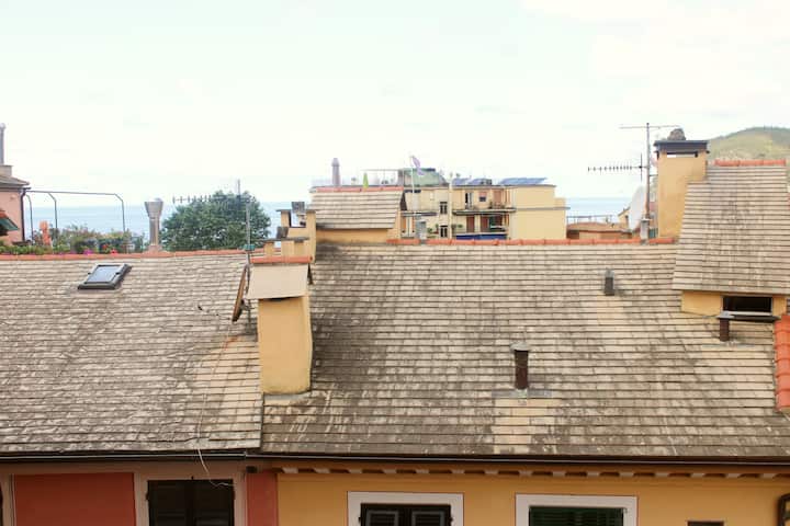 "Old Town And Sea View: Magic Awaits You!" - Bonassola