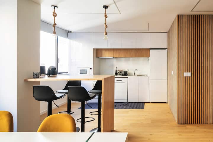 Yellow Breeze Apt By Cozy Stay - Porto