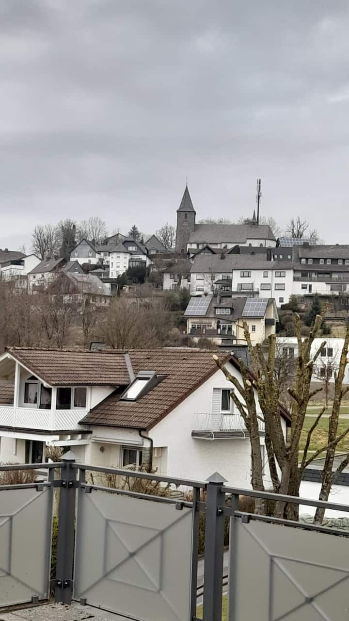 Dachgeschosswohnung Grevenstein - Meschede