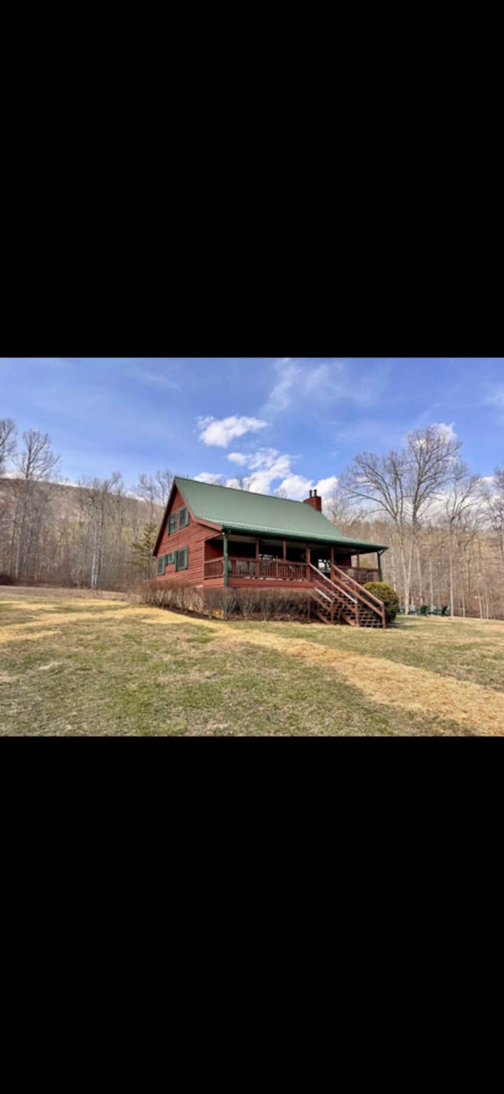 The Bear Cabin - Moncove Lake State Park, Gap Mills